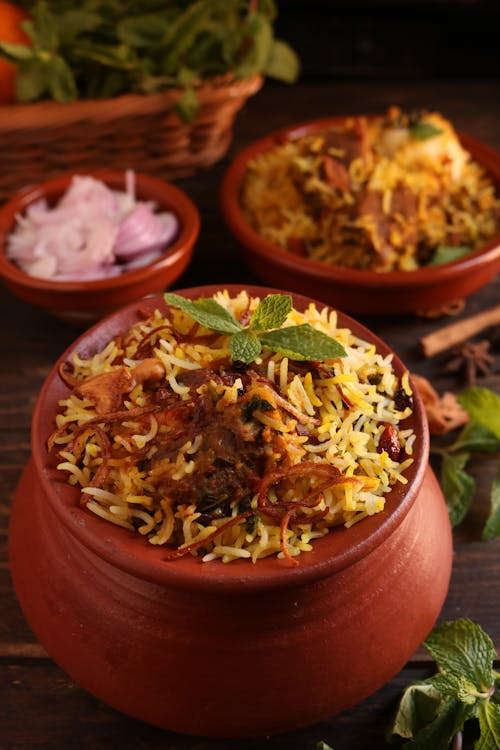 7 Must Visit Lucknowi Biryani Hotspots you Cannot Miss! - Mony Blogs